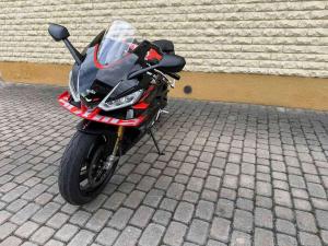 Aprilia RS 2025 Tauragė, ar dzinēja tilpumu 0.66 L un nobraukumu 1 tūkst. km par 9900 €, foto 3 vietnē AUTOMOTO.COM.LV