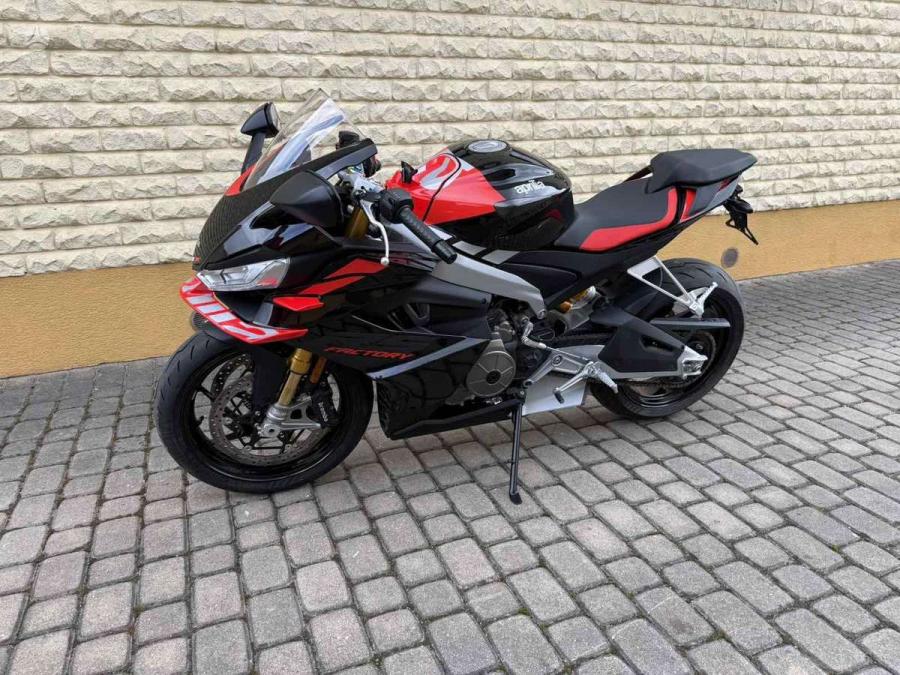Aprilia RS 2025 Tauragė, ar dzinēja tilpumu 0.66 L un nobraukumu 1 tūkst. km par 9900 €, foto 6 vietnē AUTOMOTO.COM.LV