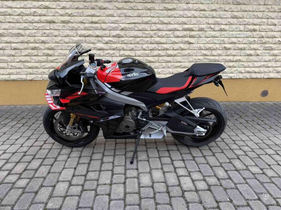 Aprilia RS 2025 Tauragė, ar dzinēja tilpumu 0.66 L un nobraukumu 1 tūkst. km par 9900 €, foto 10 vietnē AUTOMOTO.COM.LV
