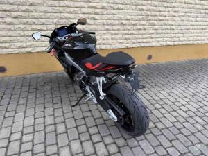 Aprilia RS 2025 Tauragė, ar dzinēja tilpumu 0.66 L un nobraukumu 1 tūkst. km par 9900 €, foto 14 vietnē AUTOMOTO.COM.LV