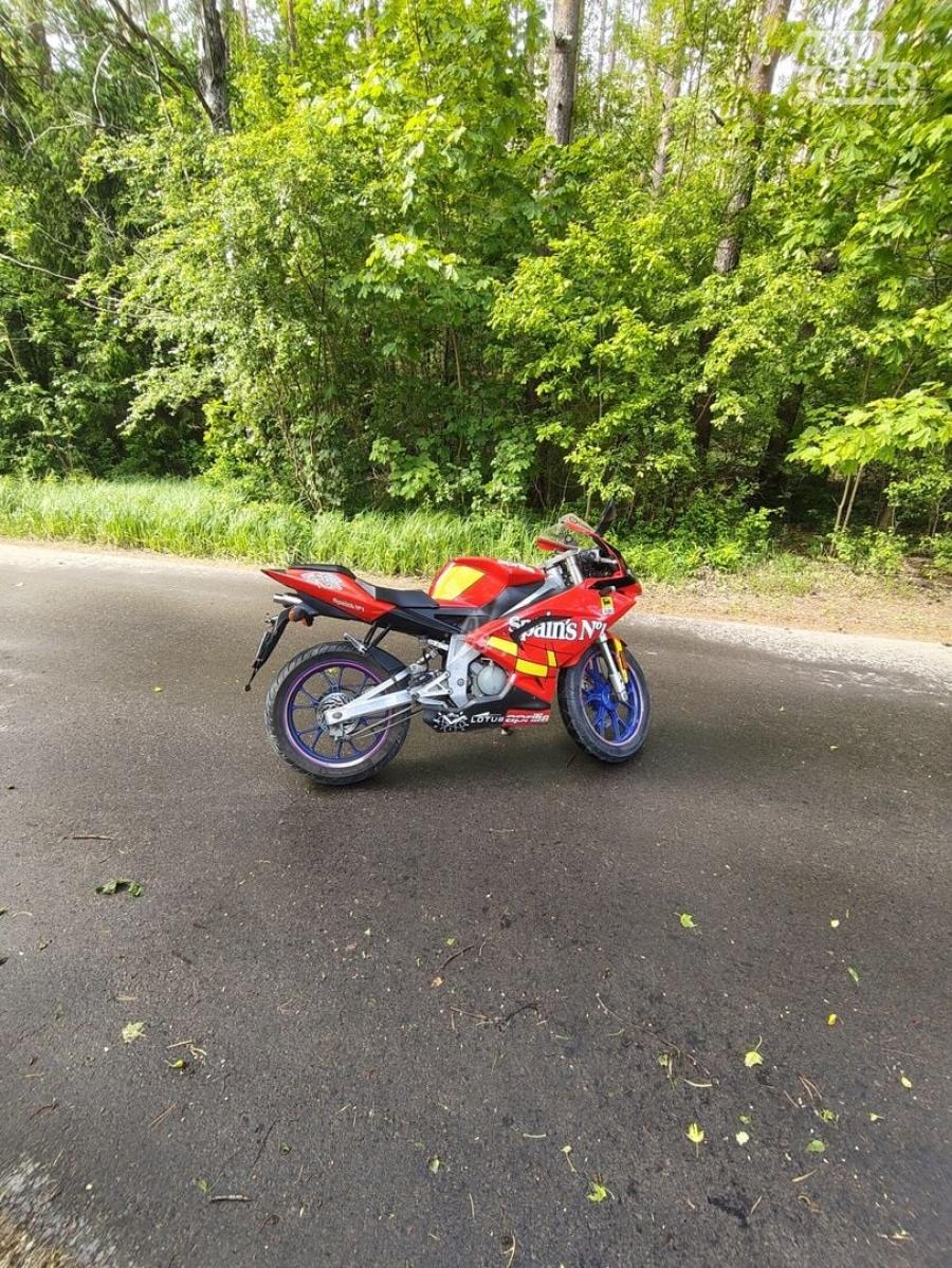 Sarkans Aprilia RS 2007 Viļņa, ar dzinēja tilpumu 0.05 L un nobraukumu 20 tūkst. km par 900 €, foto 3 vietnē AUTOMOTO.COM.LV