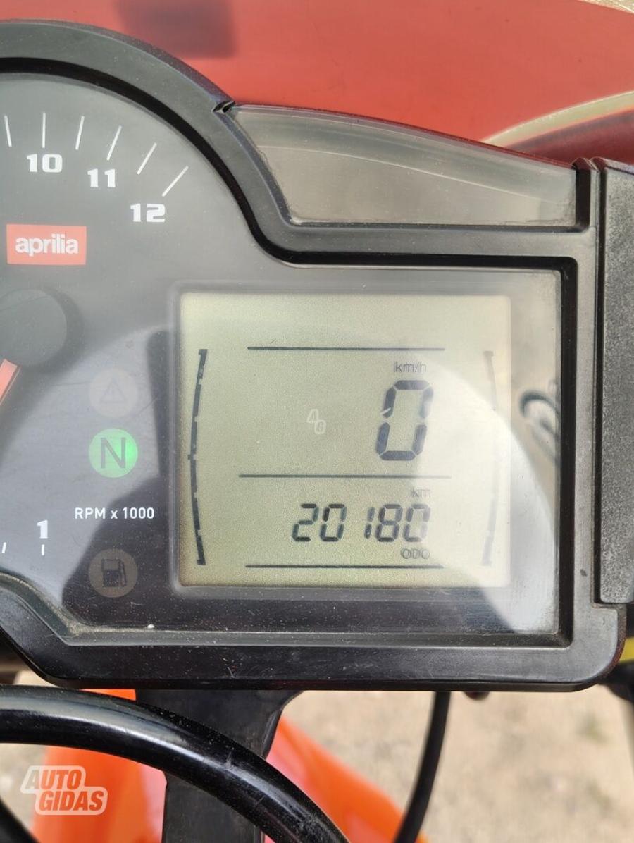 Sarkans Aprilia RS 2007 Viļņa, ar dzinēja tilpumu 0.05 L un nobraukumu 20 tūkst. km par 900 €, foto 7 vietnē AUTOMOTO.COM.LV