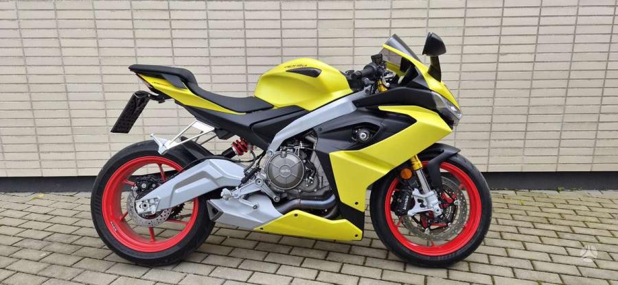 Dzeltens Aprilia RS 2025 Viļņa, ar dzinēja tilpumu 0.66 L un nobraukumu 4 tūkst. km par 8000 €, foto 4 vietnē AUTOMOTO.COM.LV