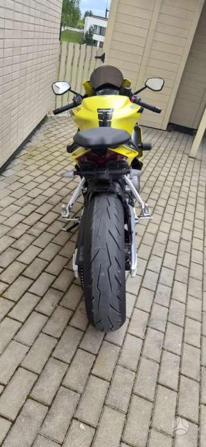 Dzeltens Aprilia RS 2025 Viļņa, ar dzinēja tilpumu 0.66 L un nobraukumu 4 tūkst. km par 8000 €, foto 6 vietnē AUTOMOTO.COM.LV
