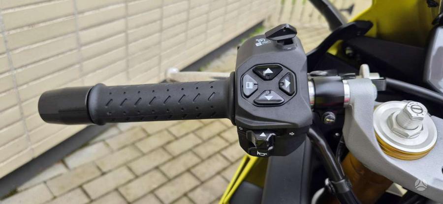 Dzeltens Aprilia RS 2025 Viļņa, ar dzinēja tilpumu 0.66 L un nobraukumu 4 tūkst. km par 8000 €, foto 10 vietnē AUTOMOTO.COM.LV