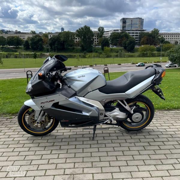Aprilia RST 2001 in Vilnius on AUTOMOTO.COM.LV Grey Aprilia RST 2001 in Vilnius, with an engine capacity of 1.00 L and mileage of 84 thousand km for 2600 €, photo 1 on AUTOMOTO.COM.LV