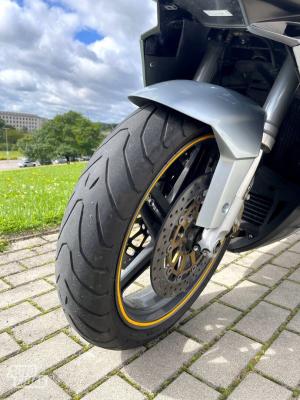 Grey Aprilia RST 2001 in Vilnius, with an engine capacity of 1.00 L and mileage of 84 thousand km for 2400 €, photo 8 on AUTOMOTO.COM.LV