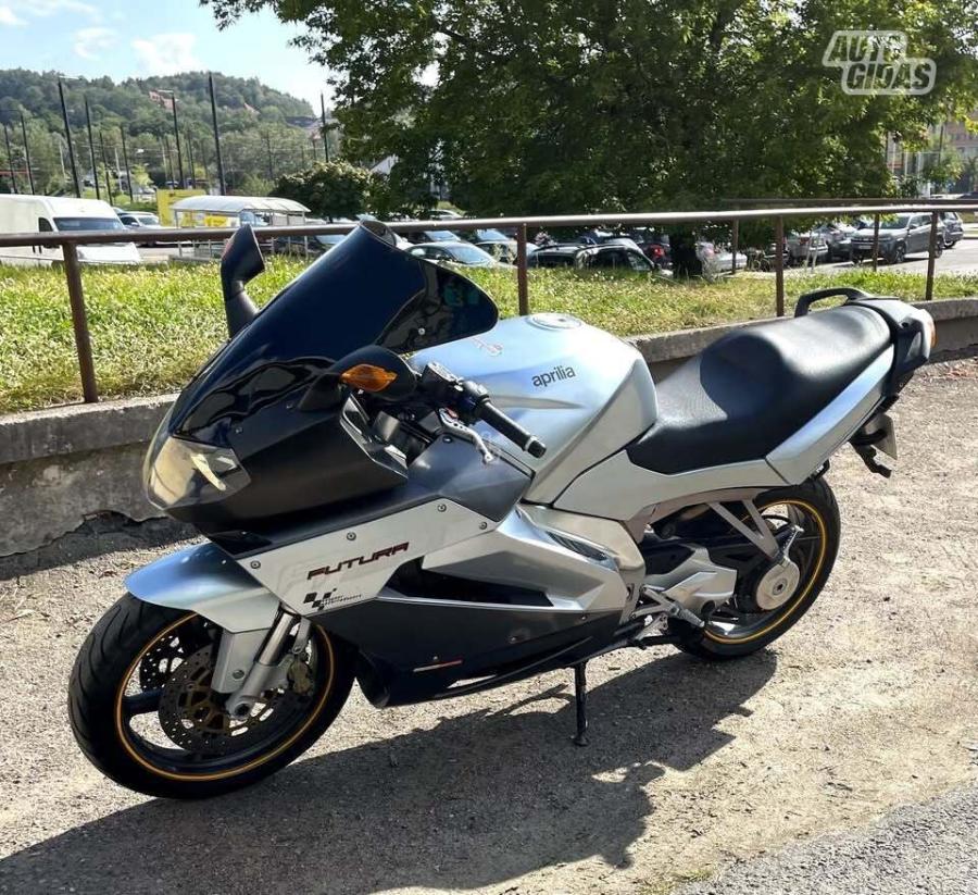 Grey Aprilia RST 2002 in Vilnius, with an engine capacity of 1.00 L and mileage of 43 thousand km for 2600 €, photo 1 on AUTOMOTO.COM.LV