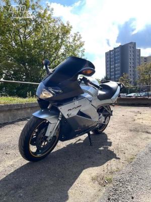 Grey Aprilia RST 2002 in Vilnius, with an engine capacity of 1.00 L and mileage of 43 thousand km for 2600 €, photo 6 on AUTOMOTO.COM.LV