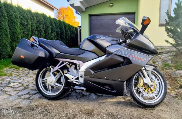 Pelēks Aprilia RST 2004 Šauļi, ar dzinēja tilpumu 1.00 L un nobraukumu 65 tūkst. km par 2500 €, foto 1 vietnē AUTOMOTO.COM.LV