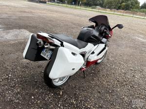 Aprilia RST 2003 Kelmė, ar dzinēja tilpumu 1.00 L un nobraukumu 71 tūkst. km par 1330 €, foto 4 vietnē AUTOMOTO.COM.LV