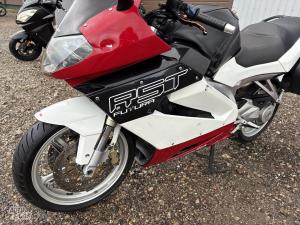 Aprilia RST 2003 Kelmė, ar dzinēja tilpumu 1.00 L un nobraukumu 71 tūkst. km par 1330 €, foto 9 vietnē AUTOMOTO.COM.LV