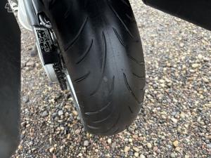 Aprilia RST 2003 Kelmė, ar dzinēja tilpumu 1.00 L un nobraukumu 71 tūkst. km par 1330 €, foto 12 vietnē AUTOMOTO.COM.LV