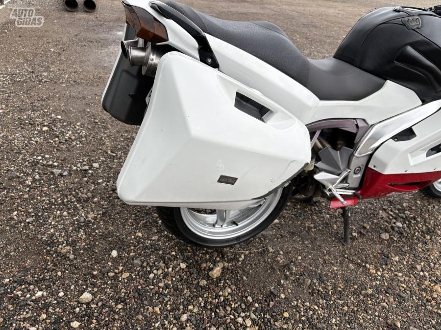 Aprilia RST 2003 Kelmė, ar dzinēja tilpumu 1.00 L un nobraukumu 71 tūkst. km par 1330 €, foto 14 vietnē AUTOMOTO.COM.LV