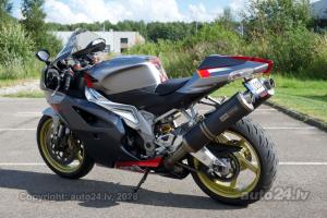 Grey Aprilia RSV 1000R 2004 in Tallinn, with an engine capacity of 1.00 L and mileage of 24 thousand km for 3999 €, photo 3 on AUTOMOTO.COM.LV