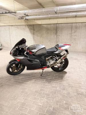 Априлия RSV 2007 в Вильнюс, объемом двигателя 1.00 л и пробегом 34 тыс. км за 3299 €, фото 4 на AUTOMOTO.COM.LV