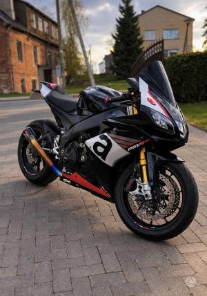 Aprilia RSV 2020 Radviliškis, ar dzinēja tilpumu 1.10 L un nobraukumu 8 tūkst. km par 11500 €, foto  vietnē AUTOMOTO.COM.LV