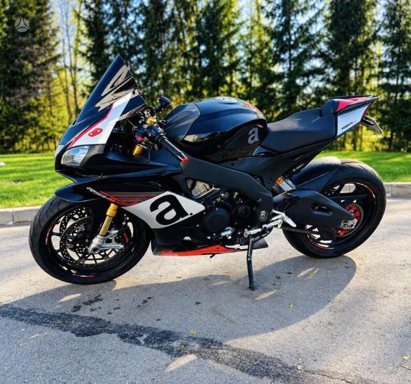Aprilia RSV 2020 Radviliškis, ar dzinēja tilpumu 1.10 L un nobraukumu 8 tūkst. km par 11500 €, foto 4 vietnē AUTOMOTO.COM.LV