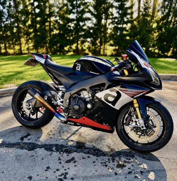 Aprilia RSV 2020 Radviliškis, ar dzinēja tilpumu 1.10 L un nobraukumu 8 tūkst. km par 11500 €, foto 5 vietnē AUTOMOTO.COM.LV