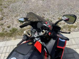 Aprilia RSV 2022 in Birstonas, with an engine capacity of 1.10 L and mileage of 9 thousand km for 14299 €, photo 8 on AUTOMOTO.COM.LV