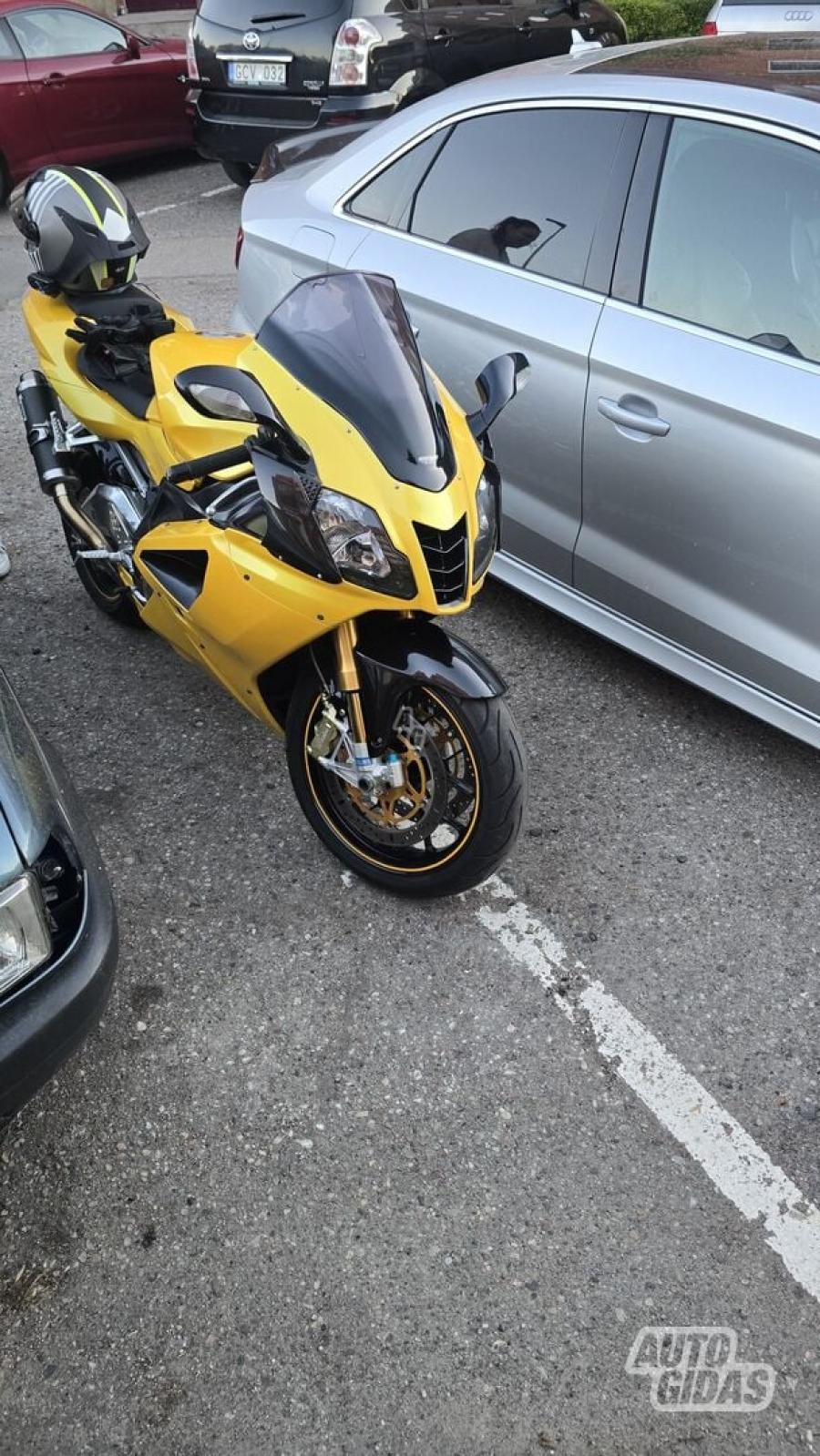 Dzeltens Aprilia RSV 2006 Šauļi, ar dzinēja tilpumu 1.00 L un nobraukumu 26 tūkst. km par 3500 €, foto 4 vietnē AUTOMOTO.COM.LV