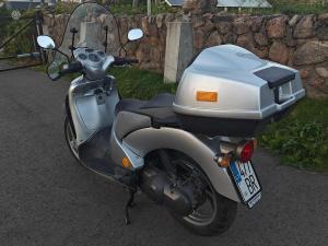 Aprilia Scarabeo 2002 in Vilnius, with an engine capacity of 0.20 L and mileage of 30 thousand km for 670 €, photo 3 on AUTOMOTO.COM.LV