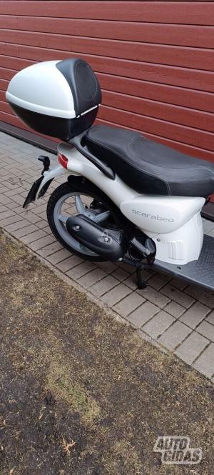 Balts Aprilia Scarabeo 2005 Šauļi, ar dzinēja tilpumu 0.10 L un nobraukumu 27 tūkst. km par 999 €, foto 11 vietnē AUTOMOTO.COM.LV