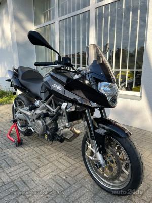 Black Aprilia Shiver 750 2011 in Tallinn, with an engine capacity of 0.75 L and mileage of 14 thousand km for 4750 €, photo 3 on AUTOMOTO.COM.LV