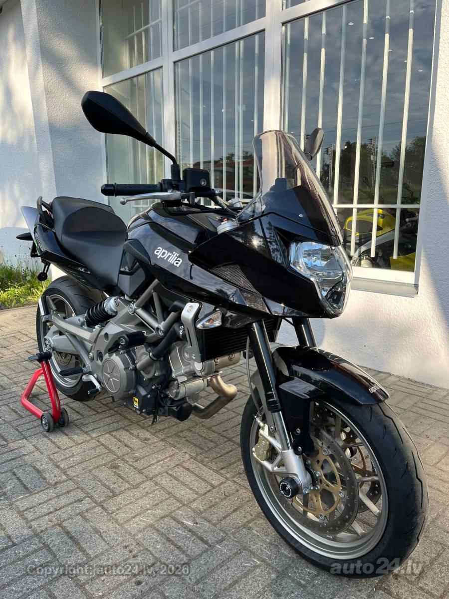 Black Aprilia Shiver 750 2011 in Tallinn, with an engine capacity of 0.75 L and mileage of 14 thousand km for 4750 €, photo 3 on AUTOMOTO.COM.LV