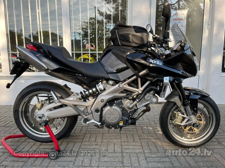 Black Aprilia Shiver 750 2011 in Tallinn, with an engine capacity of 0.75 L and mileage of 14 thousand km for 4750 €, photo 9 on AUTOMOTO.COM.LV