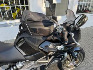 Black Aprilia Shiver 750 2011 in Tallinn, with an engine capacity of 0.75 L and mileage of 14 thousand km for 4750 €, photo 10 on AUTOMOTO.COM.LV