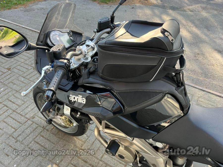 Black Aprilia Shiver 750 2011 in Tallinn, with an engine capacity of 0.75 L and mileage of 14 thousand km for 4750 €, photo 13 on AUTOMOTO.COM.LV