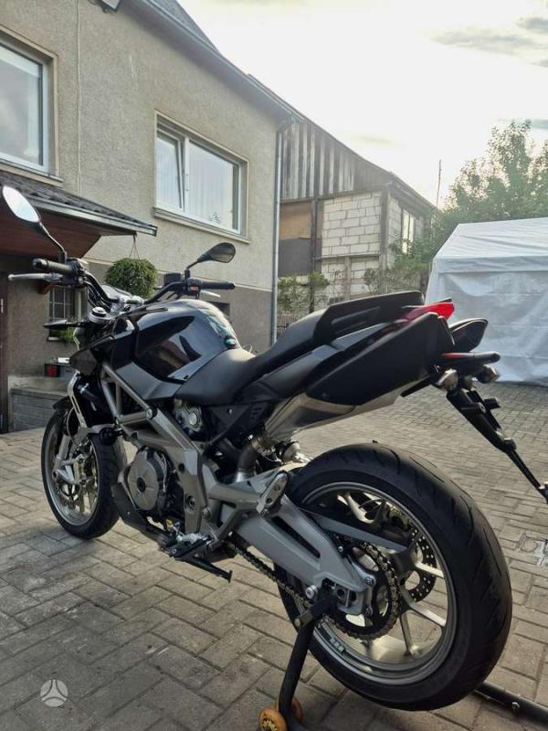 Aprilia Shiver 2009 Prienai, ar dzinēja tilpumu 0.75 L un nobraukumu 37 tūkst. km par 2550 €, foto 9 vietnē AUTOMOTO.COM.LV
