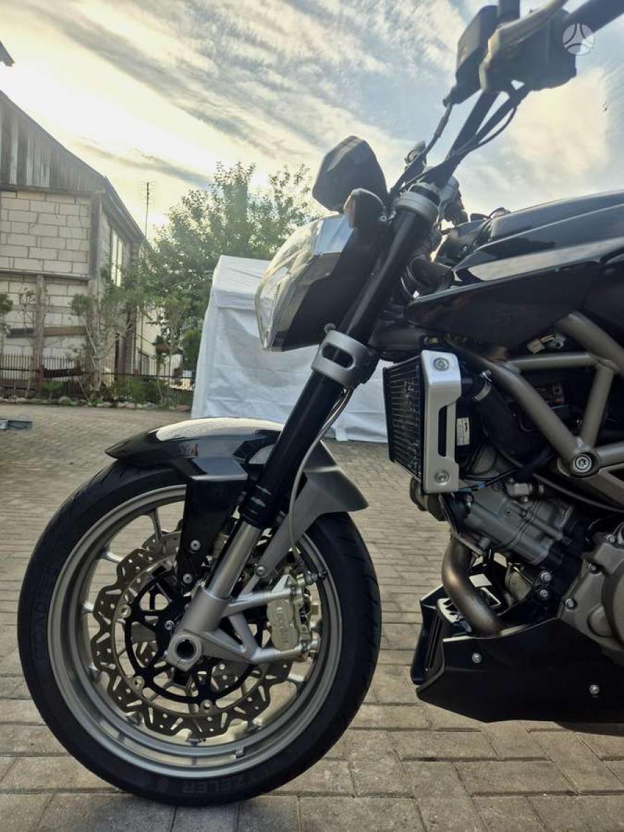Aprilia Shiver 2009 Prienai, ar dzinēja tilpumu 0.75 L un nobraukumu 37 tūkst. km par 2550 €, foto 15 vietnē AUTOMOTO.COM.LV