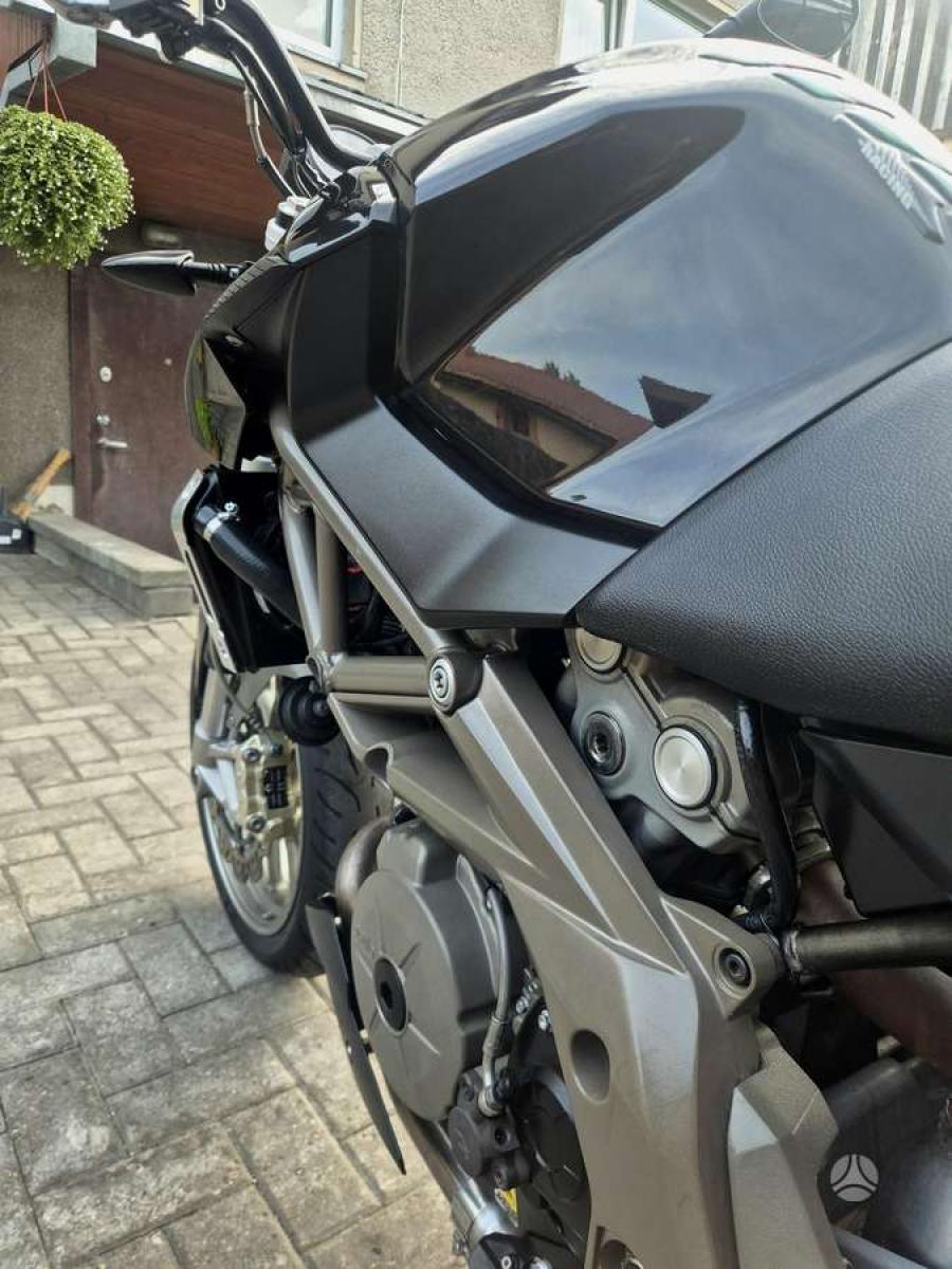 Aprilia Shiver 2009 Prienai, ar dzinēja tilpumu 0.75 L un nobraukumu 37 tūkst. km par 2550 €, foto 18 vietnē AUTOMOTO.COM.LV