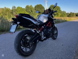 Aprilia Shiver 2012 Viļņa, ar dzinēja tilpumu 0.75 L un nobraukumu 46 tūkst. km par 3700 €, foto 5 vietnē AUTOMOTO.COM.LV