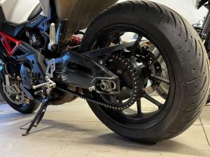 Aprilia Shiver 2012 Viļņa, ar dzinēja tilpumu 0.75 L un nobraukumu 46 tūkst. km par 3700 €, foto 16 vietnē AUTOMOTO.COM.LV
