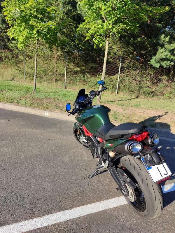 Aprilia Shiver 2020 in Vilnius, with an engine capacity of 0.90 L and mileage of 15 thousand km for 5199 €, photo 6 on AUTOMOTO.COM.LV