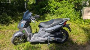 Grey Aprilia Sport City 2008 in Vilnius, with an engine capacity of 0.25 L and mileage of 25 thousand km for 980 €, photo 5 on AUTOMOTO.COM.LV