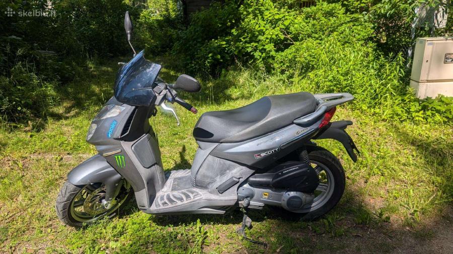 Grey Aprilia Sport City 2008 in Vilnius, with an engine capacity of 0.25 L and mileage of 25 thousand km for 980 €, photo 5 on AUTOMOTO.COM.LV