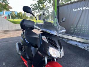 Grey Aprilia Sport City 2011 in Siauliai, with an engine capacity of 0.30 L and mileage of 16 thousand km for 2200 €, photo 9 on AUTOMOTO.COM.LV