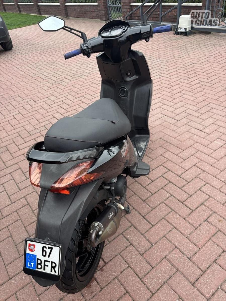 Aprilia Sport City 2010 Kauņa, ar dzinēja tilpumu 0.00 L un nobraukumu 0 tūkst. km par 1300 €, foto 5 vietnē AUTOMOTO.COM.LV