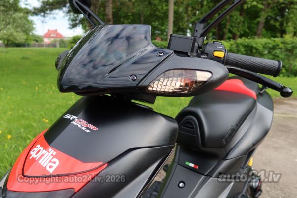 Черный Априлия SR 50R 2020 в Таллин, объемом двигателя 49.00 л и пробегом 8 тыс. км за 2600 €, фото 7 на AUTOMOTO.COM.LV