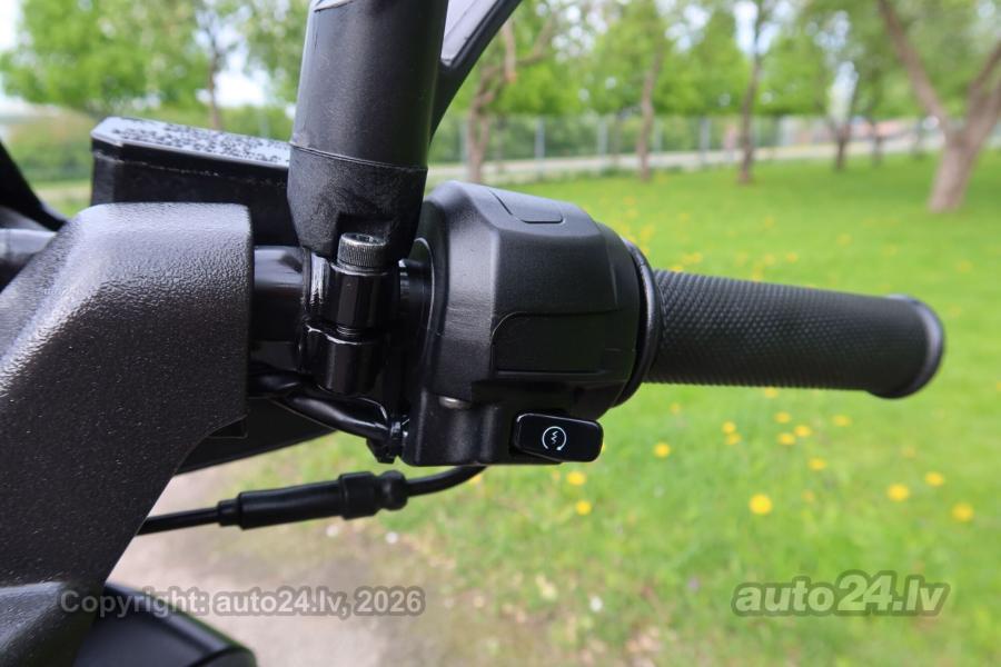 Черный Априлия SR 50R 2020 в Таллин, объемом двигателя 49.00 л и пробегом 8 тыс. км за 2600 €, фото 13 на AUTOMOTO.COM.LV