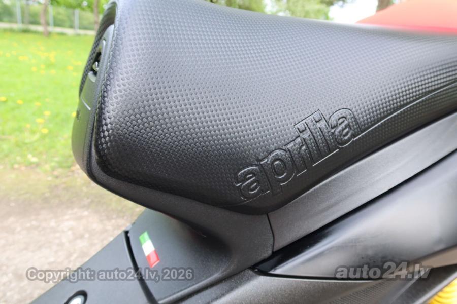 Черный Априлия SR 50R 2020 в Таллин, объемом двигателя 49.00 л и пробегом 8 тыс. км за 2600 €, фото 20 на AUTOMOTO.COM.LV
