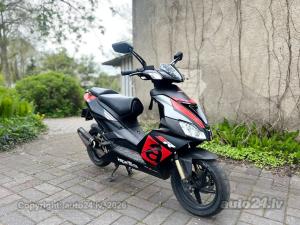 Черный Априлия SR 50R 2020 в Таллин, объемом двигателя 0.00 л и пробегом 11 тыс. км за 1799 €, фото 13 на AUTOMOTO.COM.LV