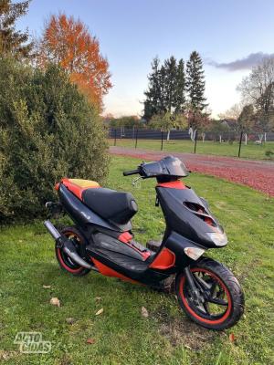Black Aprilia SR 2007 in Silute, with an engine capacity of 0.05 L and mileage of 0 thousand km for 399 €, photo  on AUTOMOTO.COM.LV