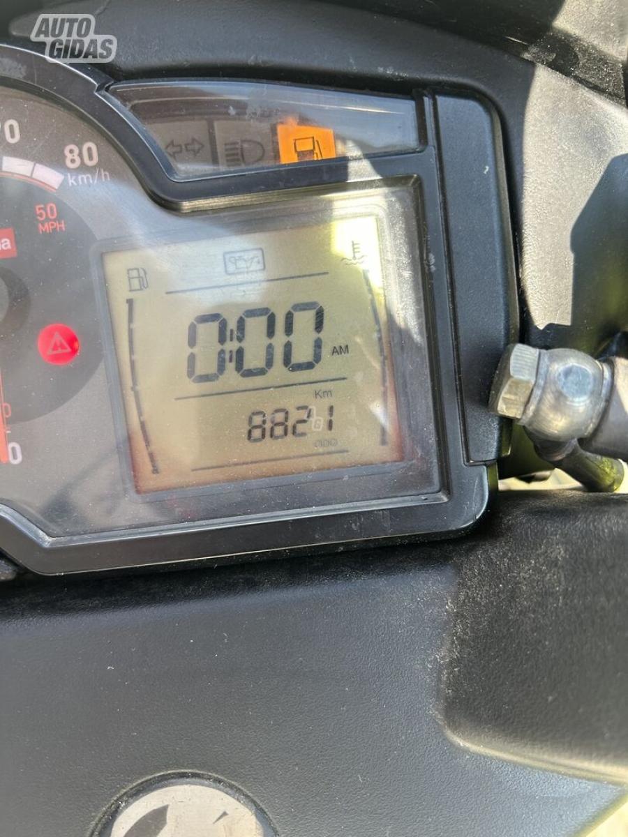 Melns Aprilia SR 2009 Kauņa, ar dzinēja tilpumu 0.05 L un nobraukumu 9 tūkst. km par 1000 €, foto 11 vietnē AUTOMOTO.COM.LV