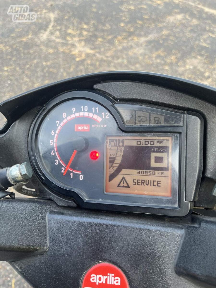 Melns Aprilia SR 2012 Vilkaviškis, ar dzinēja tilpumu 0.05 L un nobraukumu 31 tūkst. km par 1450 €, foto 7 vietnē AUTOMOTO.COM.LV