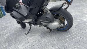Black Aprilia SR 2015 in Kaunas, with an engine capacity of 49.00 L and mileage of 18 thousand km for 1450 €, photo 4 on AUTOMOTO.COM.LV